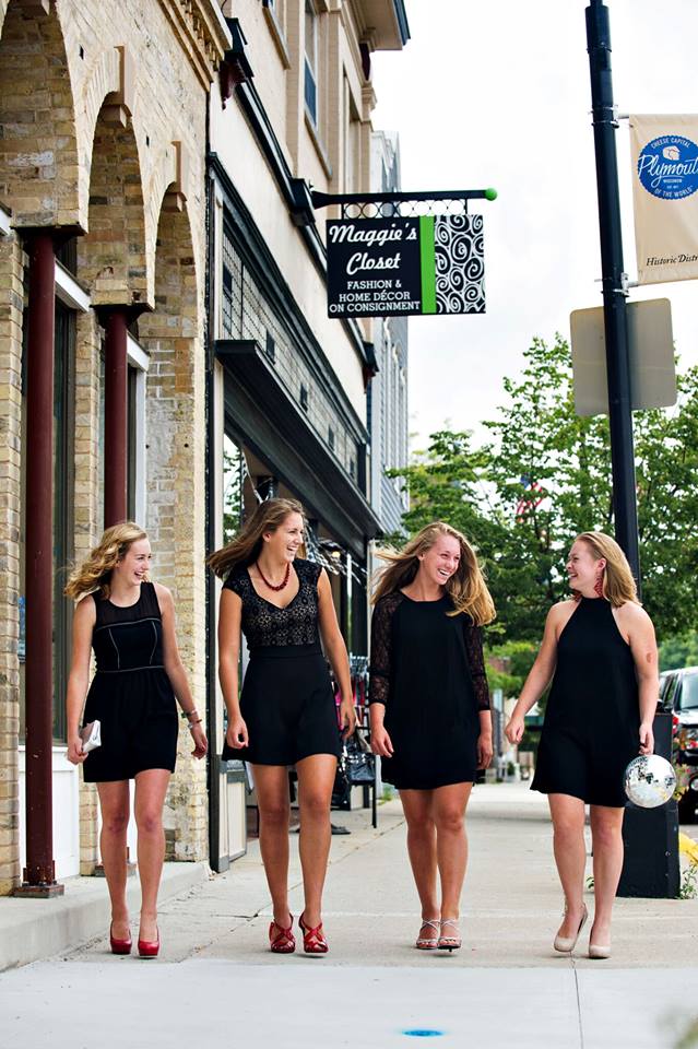 4 girls – Maggie's Closet